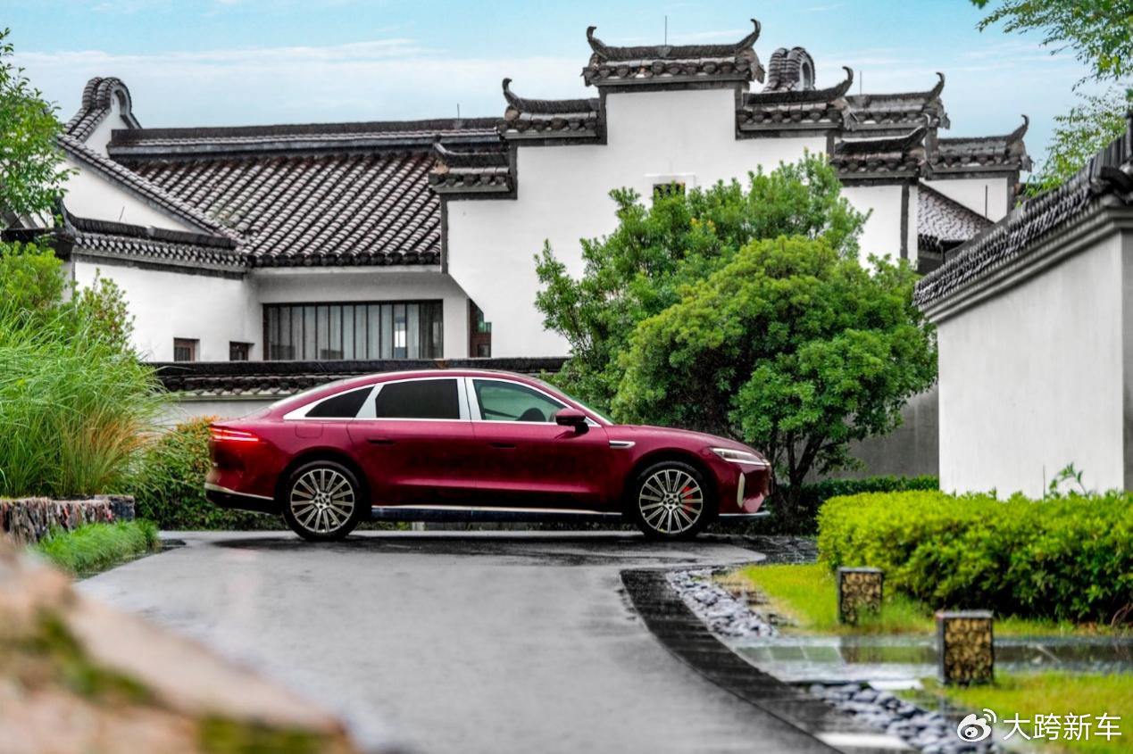 风云A9L全球盛典，13.99万起耀世登场-新浪汽车