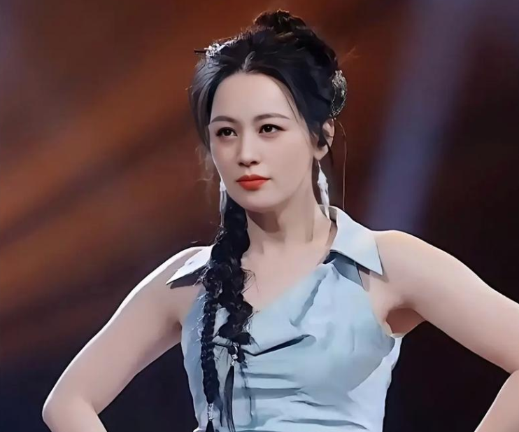 这是在炫富还是诉苦？唐艺深夜吐露心事，月入千万却不敢休息|炫富|唐艺|诉苦