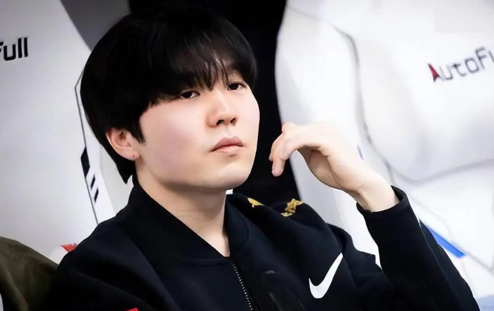 TES官宣Rookie正式加盟！网友：把那个人也签了吧