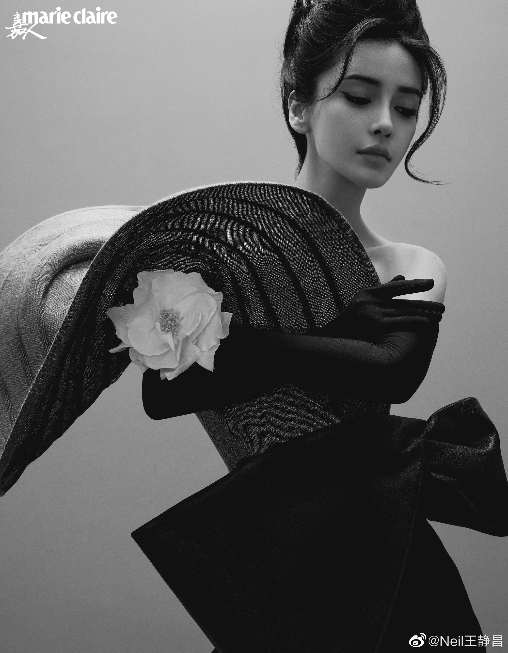 《嘉人》十一月刊-Angelababy 她这脸型真是绝了！