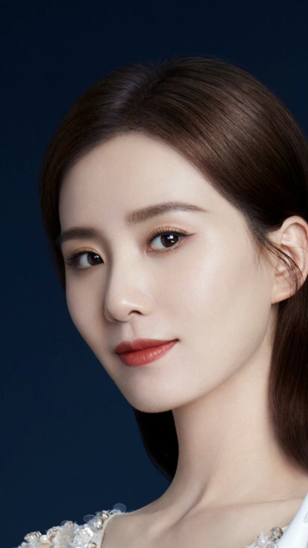 刘诗诗饭制证件照毫无违和感，依然还是这么米！