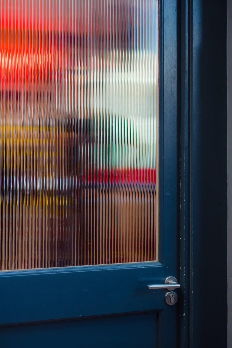 玻璃窗 | 街头摄影师Craig Whitehead