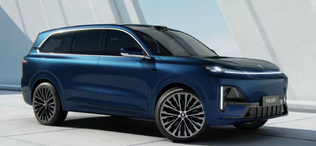 深蓝S09“长得像”理想L9？官方：设计师精心雕琢-新浪汽车