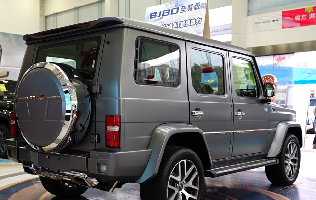 探店北汽BJ80：嘴上说不要身体很诚实，方盒子车让人全无抵抗力__财经头条