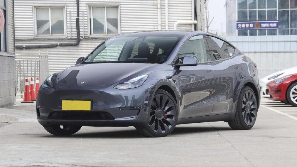 Model Y一如既往的“猛”，从月销31054辆飙升到51471辆-新浪汽车