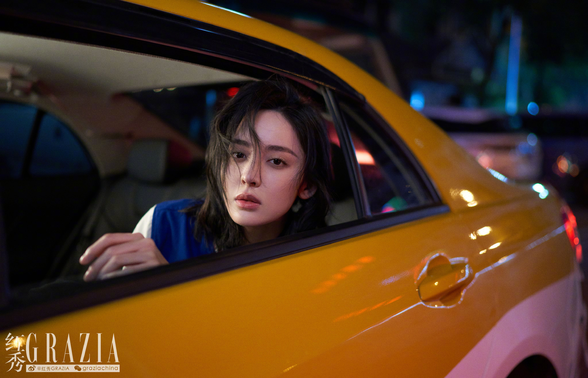 古丽娜扎 红秀GRAZIA 一月新刊封面大片__财经头条
