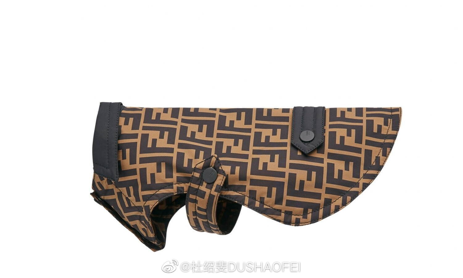 FENDI推出宠物时尚配件「Fendi Pet Travel Line」……
