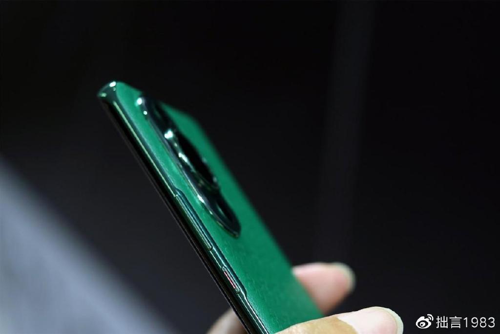 时尚潮流，超感人像更全能，华为nova11惊艳亮相：2499元起售！__财经头条