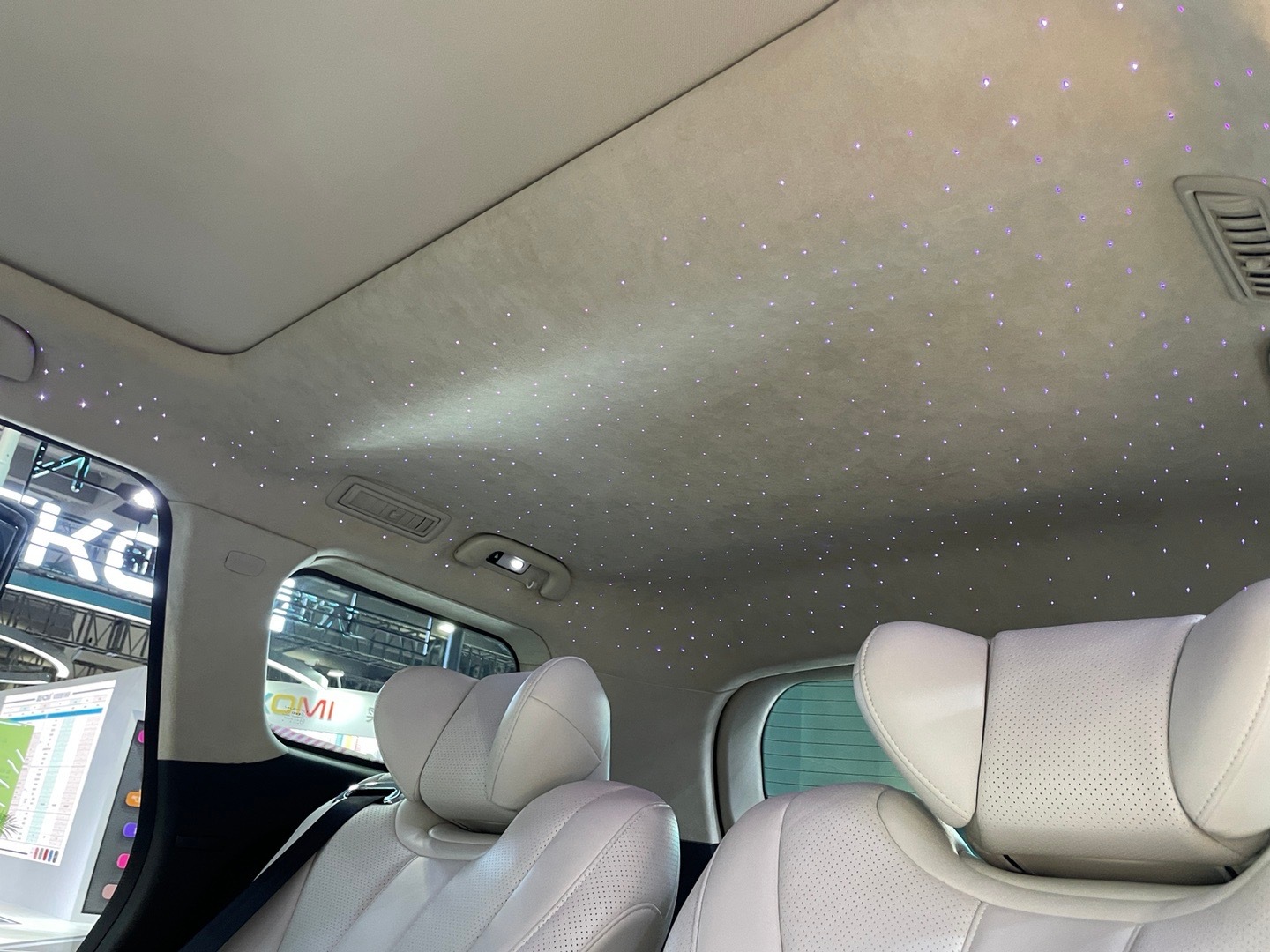 大运新能源MPV，25.88万的志远M1，星空顶，头等舱第二排……__财经头条