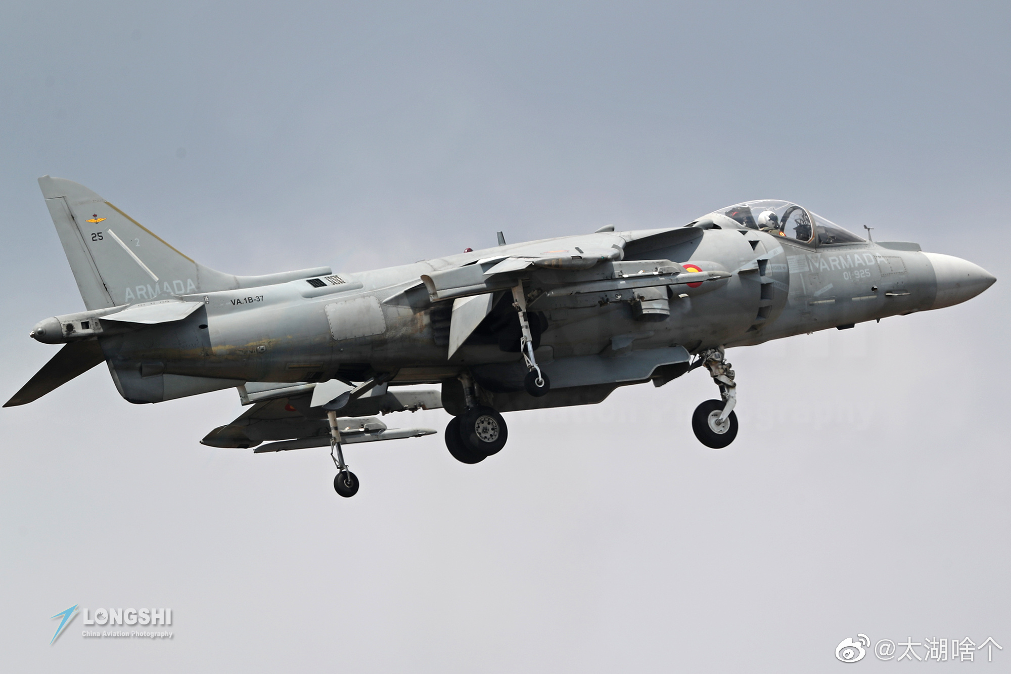 AV-8B并不具备超音速飞行能力……