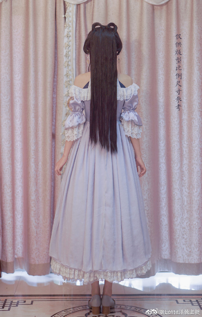 电阻：@Quaint-Lass卿灵 裙子：醉琼枝 style：中华风图透