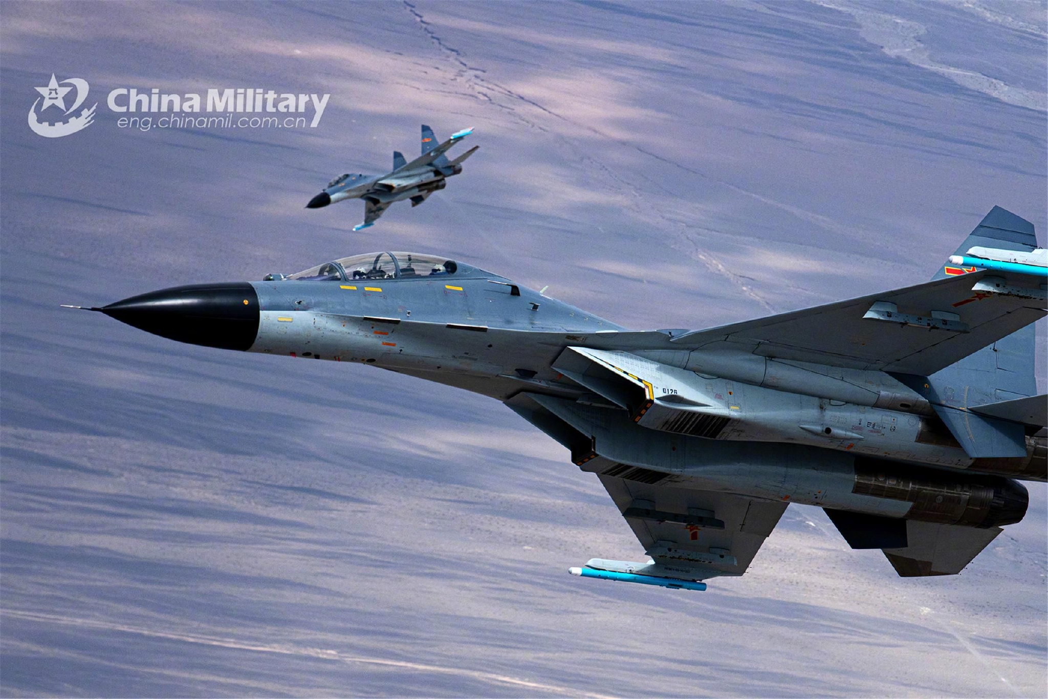 中国空军战机A2A航空摄影作品！__财经头条