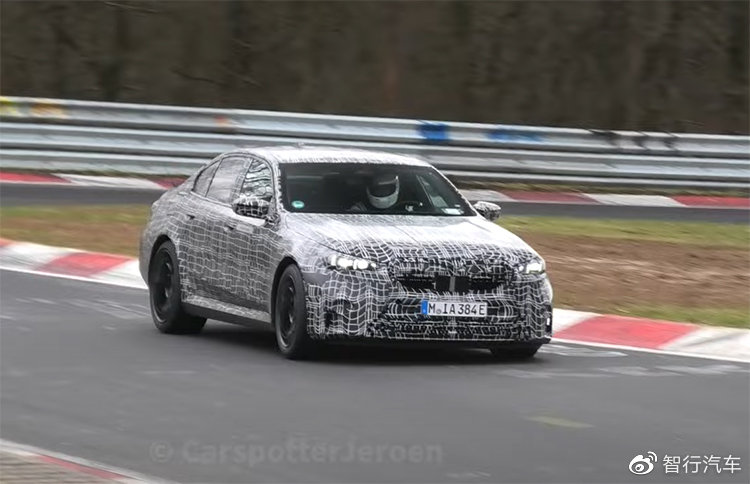 全新宝马M5轿车谍照曝光 搭载混合动力-新浪汽车