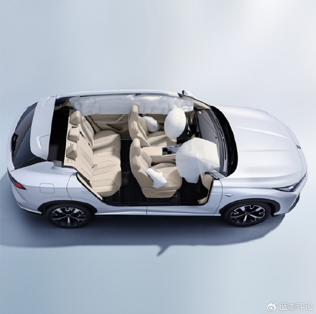 2025年10万级SUV车型新宠，荣威D5X DMH专家推荐深度测评