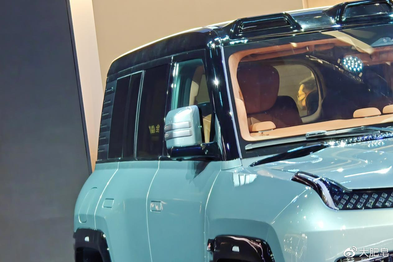 上海车展仰望U8、U9正式亮相，109.8万元的仰望U8，准备开野吧-新浪汽车