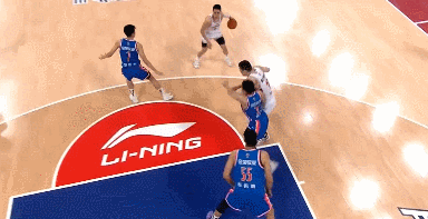 险赢8分！CBA劲旅迎赛季首胜，当家球星无人能挡，本土名帅很欣慰|CBA|陈盈骏|龙狮_新浪新闻