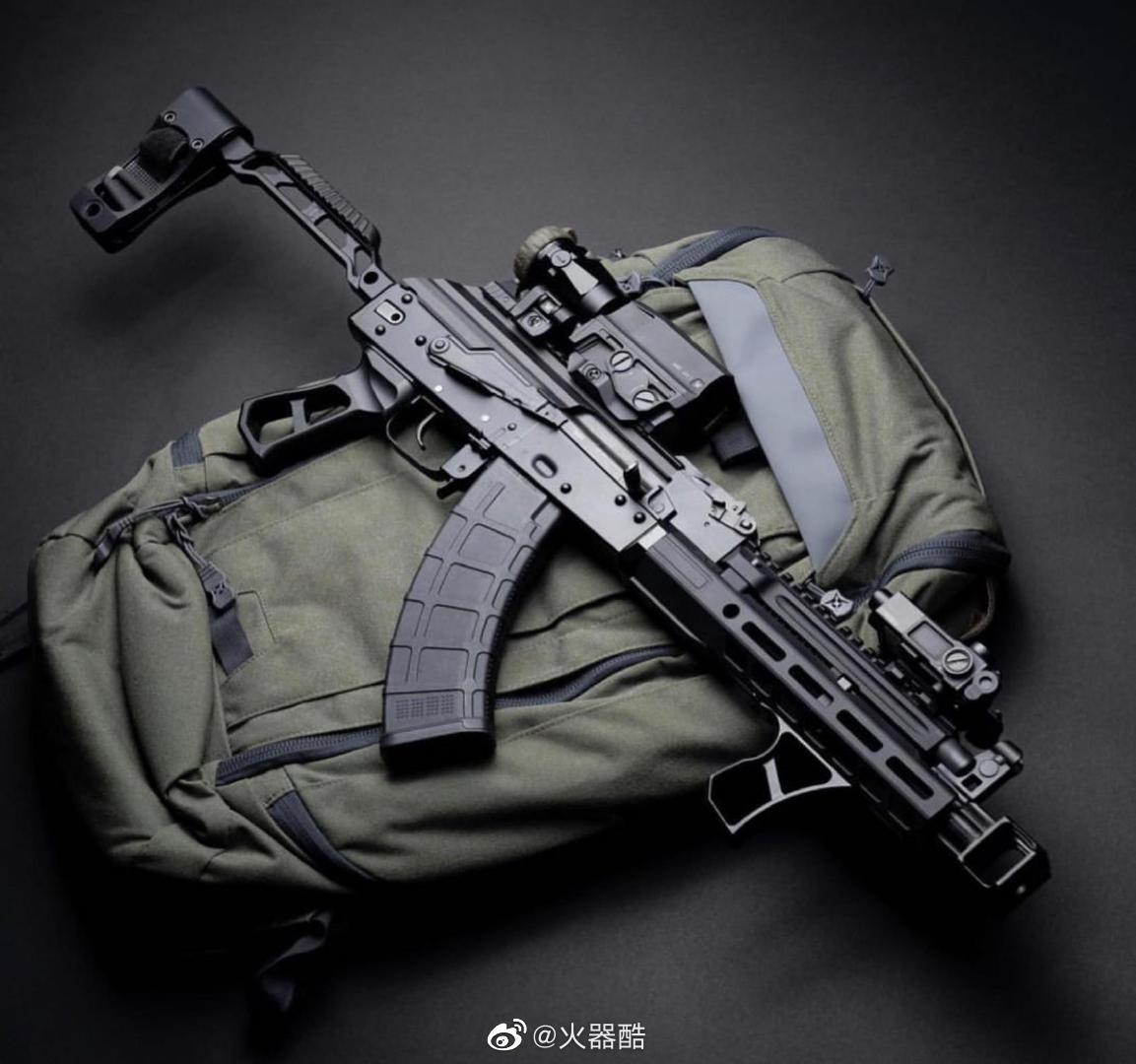 使用了美国SLR公司配件组的枪械美图欣赏