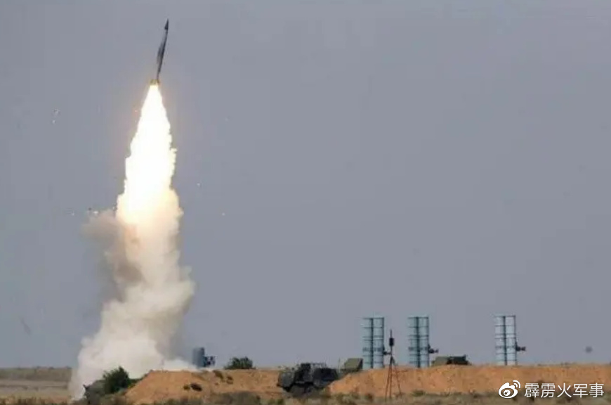 同时制导16枚导弹，多方向拦截8个目标，红旗9BE让S400黯然失色__财经头条