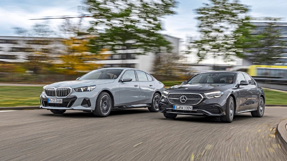 能力之巅：BMW 520d和梅赛德斯-奔驰E 220 d-新浪汽车