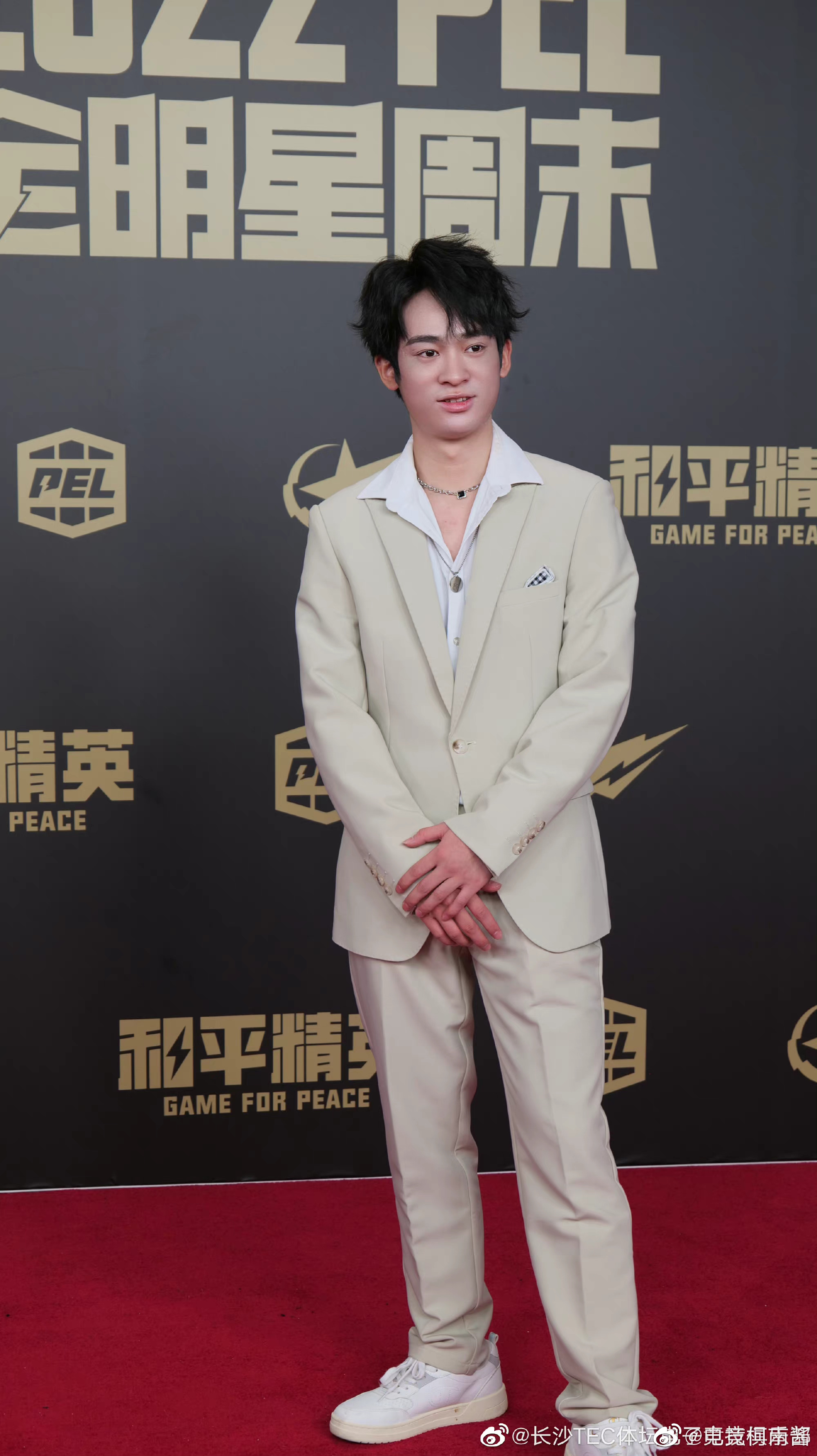 恭喜WBG·Suk成功连接！粉丝们都过年了！__财经头条