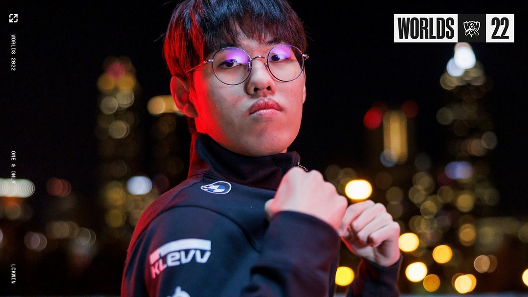 LCK官方发布ins “肩负T1重担的选手不再是独自一人”__财经头条