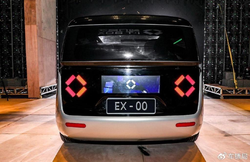 名叫“海马EX00”，智行盒子全新纯电MPV亮相，采用1+1+3座布局-新浪汽车