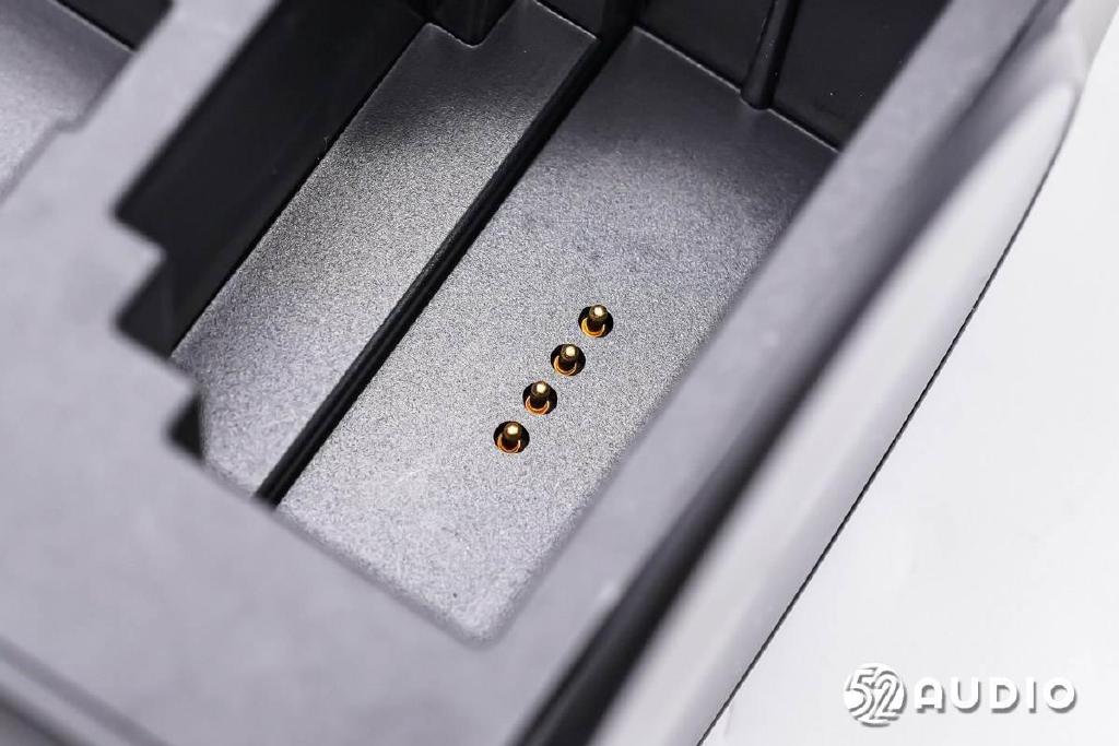 讯飞智能无线麦克风C1拆解，采用LEAudio方案，支持LC3+编解码技术__财经头条