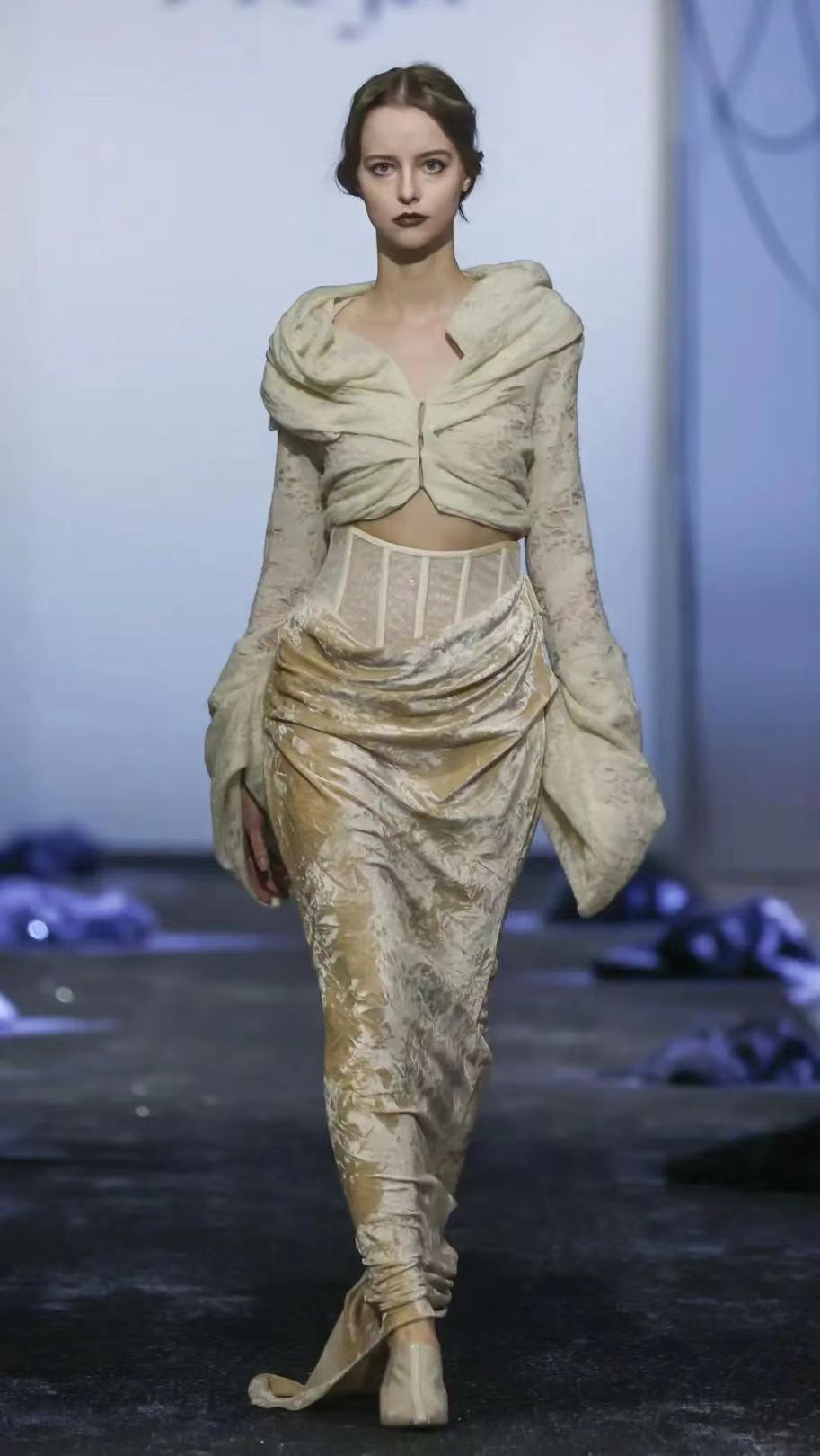 DAY5秀场直击 Freja……__财经头条