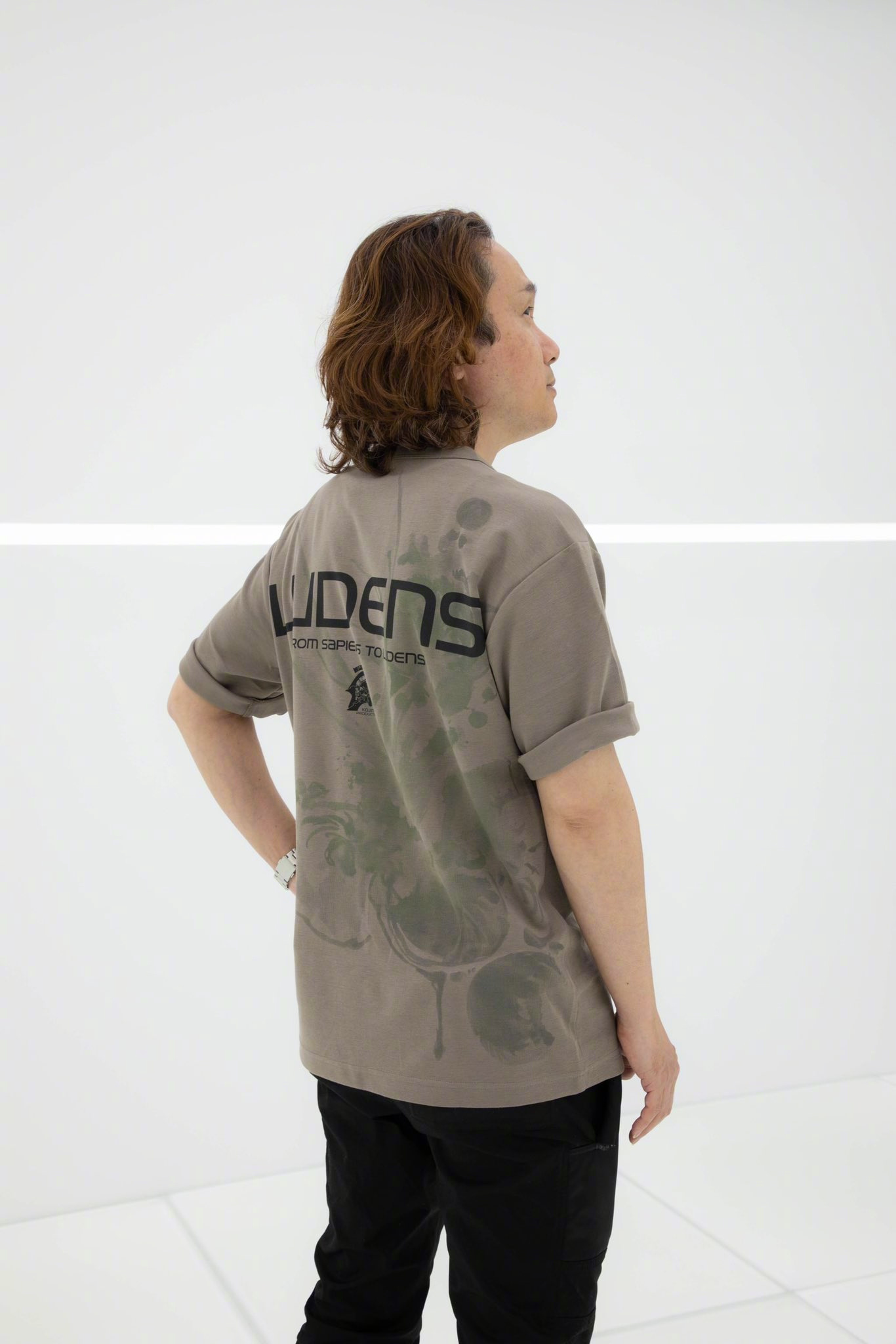 × GU 宣布将合作推出联名服装，3 月 24 日起在日本开售……__财经头条