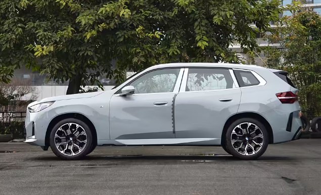 全新宝马X3对决理想L7，谁才是中产首选车？-新浪汽车