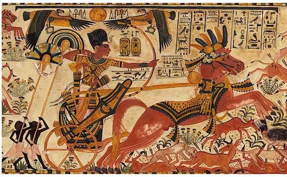 从人字拖到弓箭都金光闪闪，古埃及法老上阵打仗的武备有多氪金？