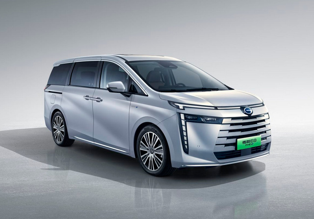 宜家宜商一车搞定！传祺E8+：智能座舱+1917L后备厢+1200km续航-新浪汽车