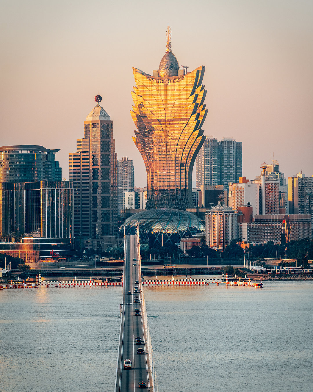 城视中国 | 澳门 休暇时刻不妨看看其他城市的景色……__财经头条