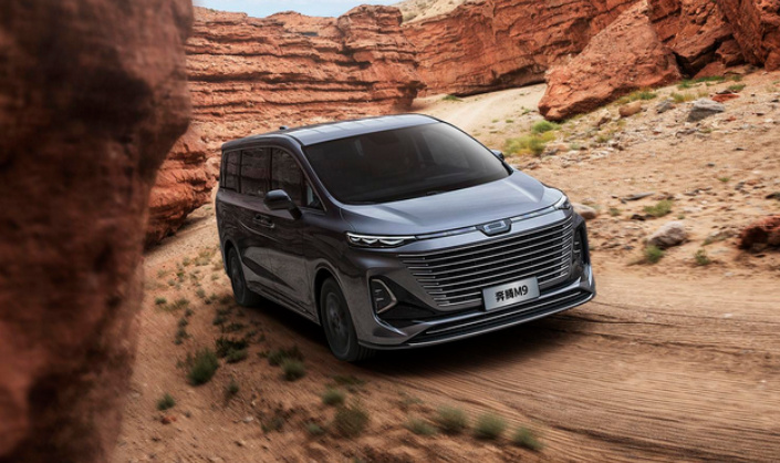 新世代全能MPV，宜商宜家最优解，奔腾M9震撼来袭-新浪汽车