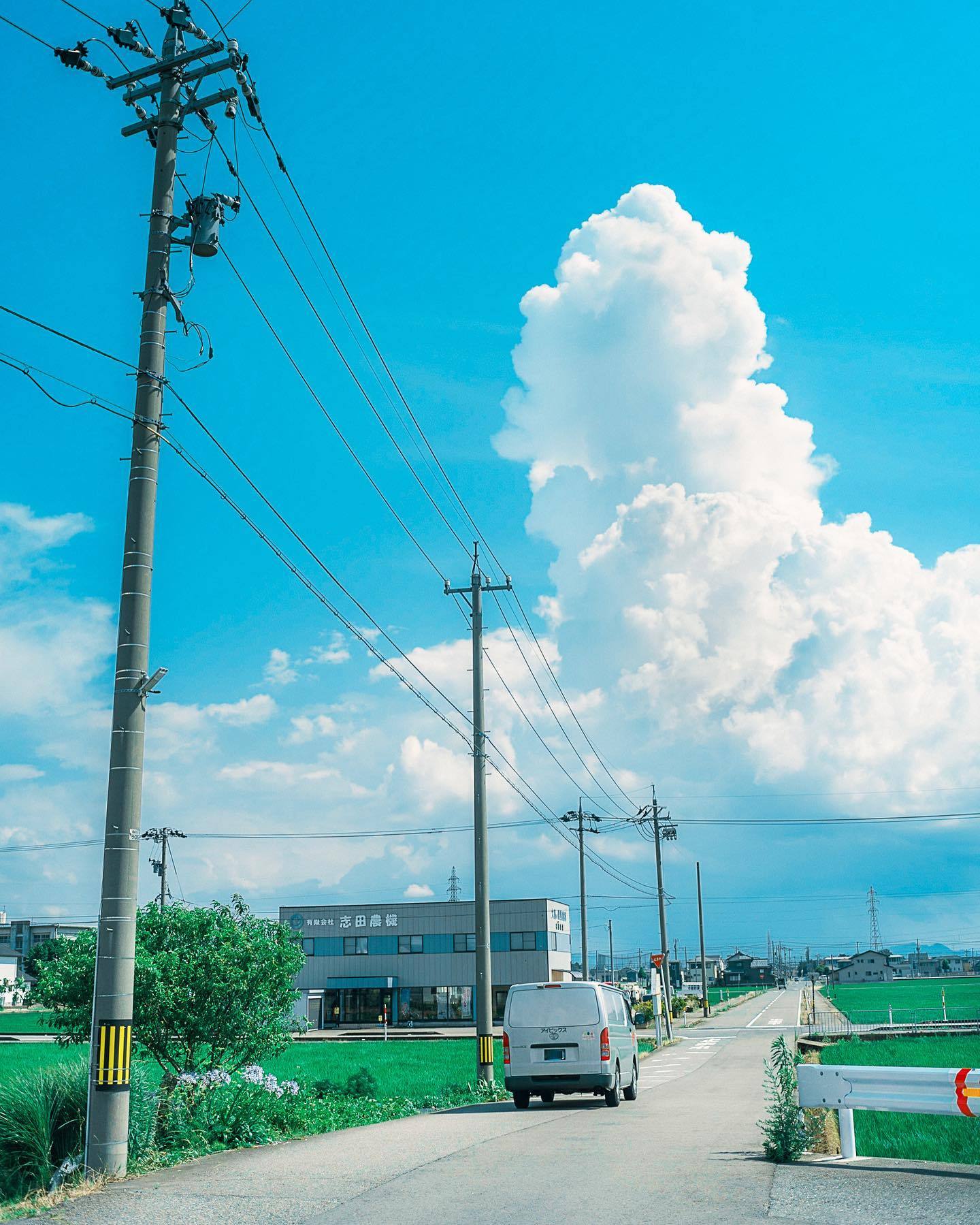 云 ，Kosuke Okude仿如 动漫场景般的街头影像__财经头条