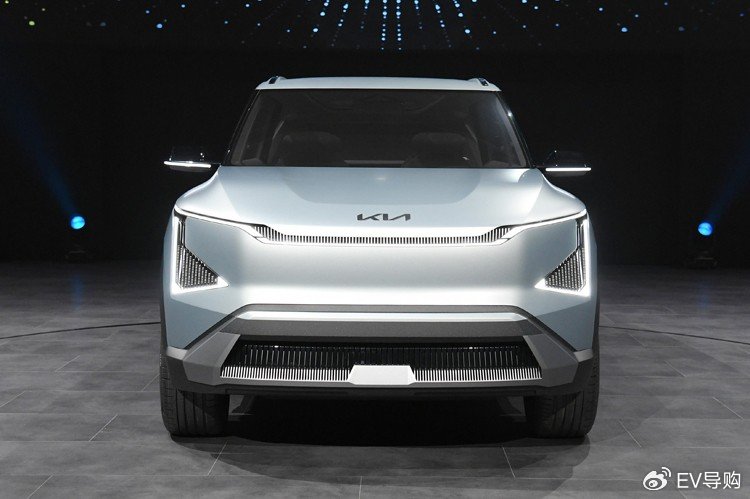出口转内销 起亚EV5量产版将于成都车展开启预售-新浪汽车