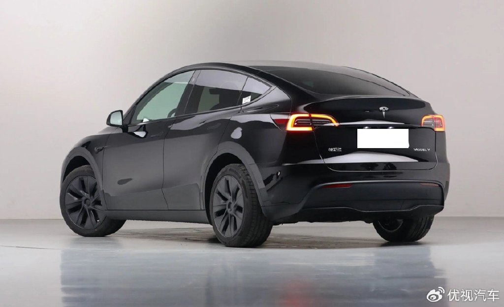 新款Model Y曝光！外观看齐Model 3、或推7座，最快年内上市-新浪汽车