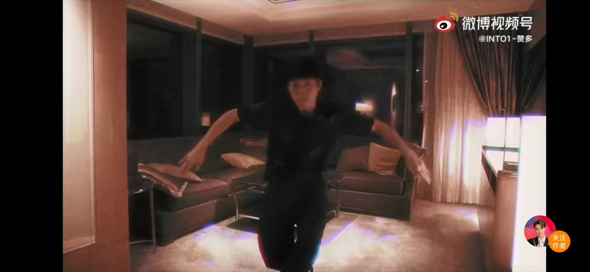 赞多跳舞yyds，不愧是舞担，这律动做的好棒～