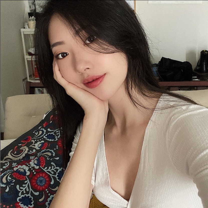 尼菈英雄设计师小鱼（Sojyoo）__财经头条