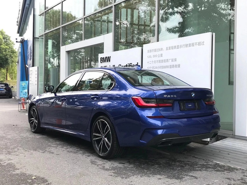 抢先看2020款宝马3系325Li M运动曜夜版 到底值不值-新浪汽车