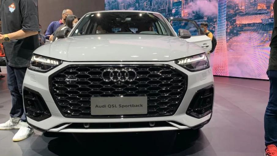 广州车展直击：售42.68-49.99万元，奥迪Q5L Sportback上市-新浪汽车
