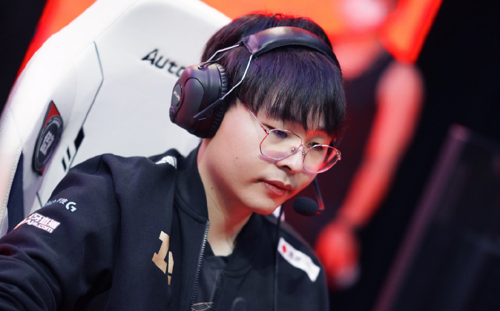 常规赛最佳上单呼之欲出？369与TheShy二选一？__财经头条