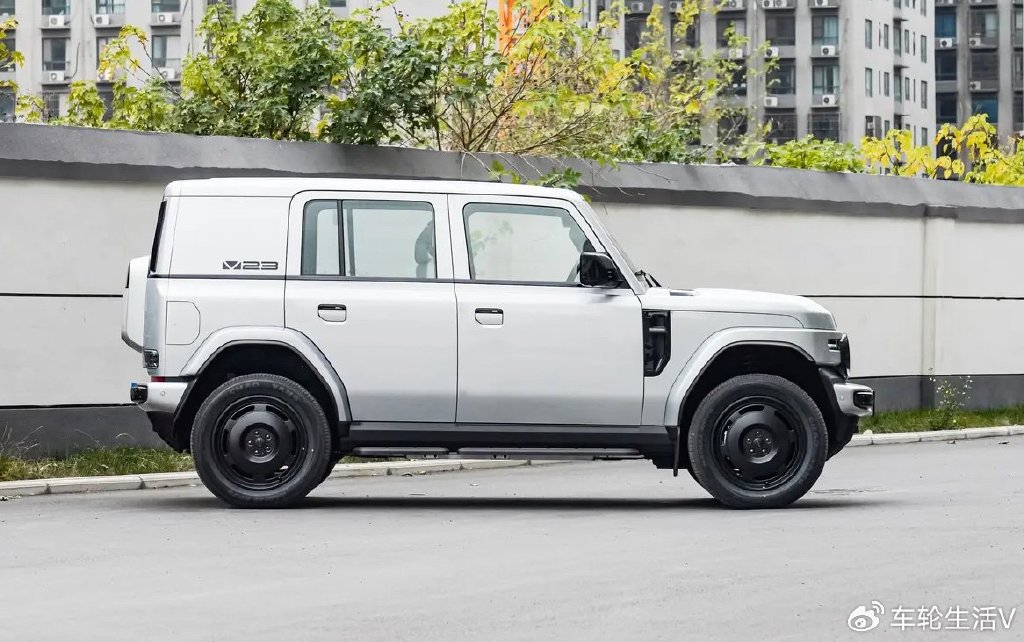 iCar V23今日上市，和iCar 03定位相似、价格重叠，会不会互噬？-新浪汽车