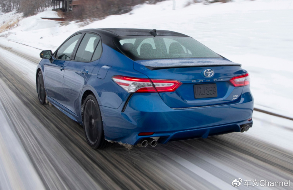 2022款丰田凯美瑞XSE官图来袭，搭3.5L V6引擎，还配四驱系统-新浪汽车