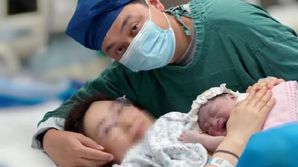 给宝宝的“第一次拥抱”——您知道EENC吗|新生儿|宝宝|脐带_新浪新闻