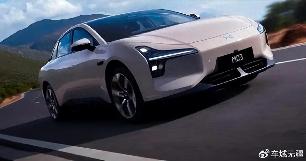 都是10万级“爆款”轿车，比亚迪秦L EV和小鹏MONA M03，该怎么选？-新浪汽车