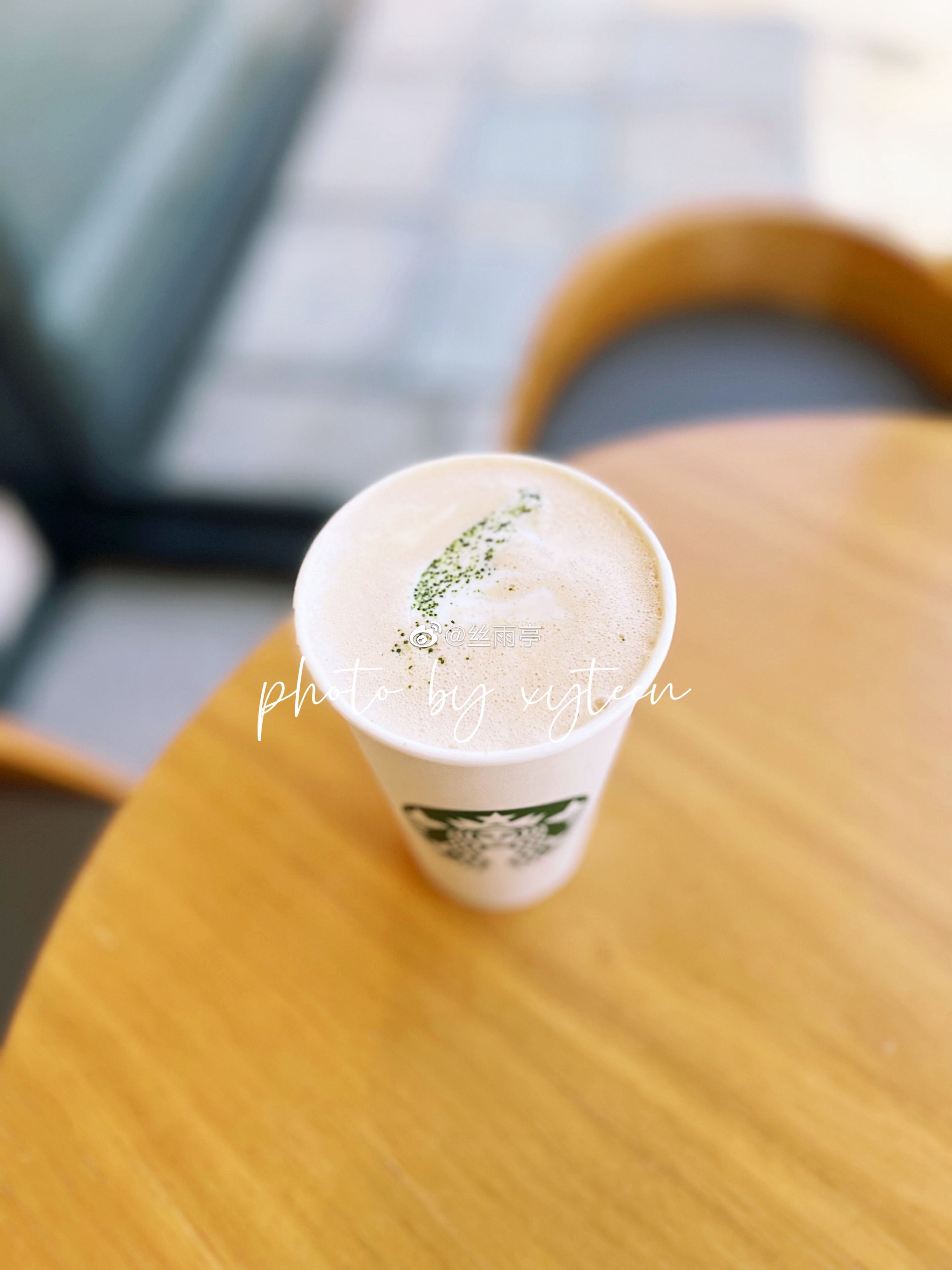 星巴克白色情人节新品山茶花漾拿铁…… 财经头条