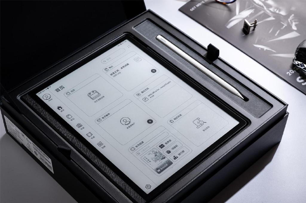 华为 MatePad Paper 典藏版图赏：十字纹路拉满高端商务礼品感__财经头条