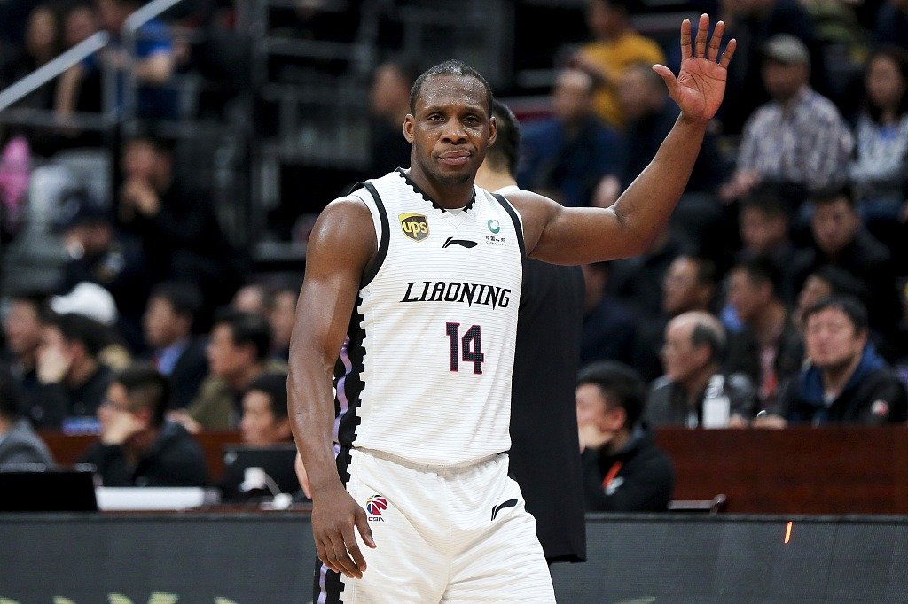 离开CBA的七大传奇外援！他们曾经是得分王、篮板王、总决赛MVP|CBA|得分王|青岛队_新浪新闻