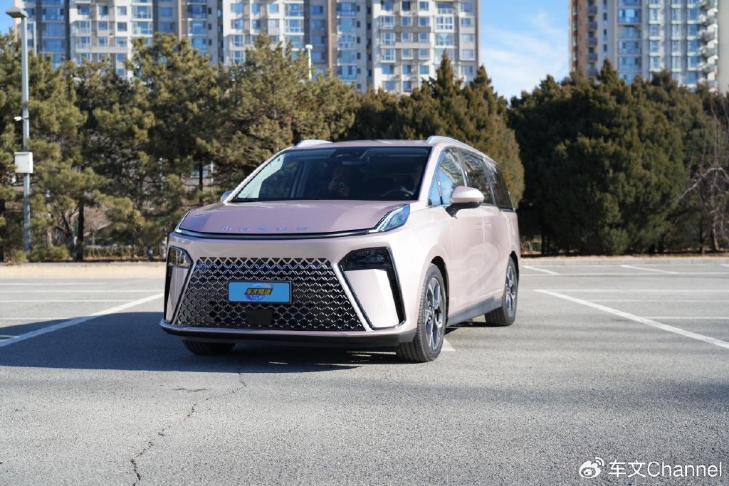 20万家用MPV大海选，大通G70/广本奥德赛/传祺E8你选谁？-新浪汽车